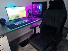 OMEGA Series gaming chairs | Secretlab US