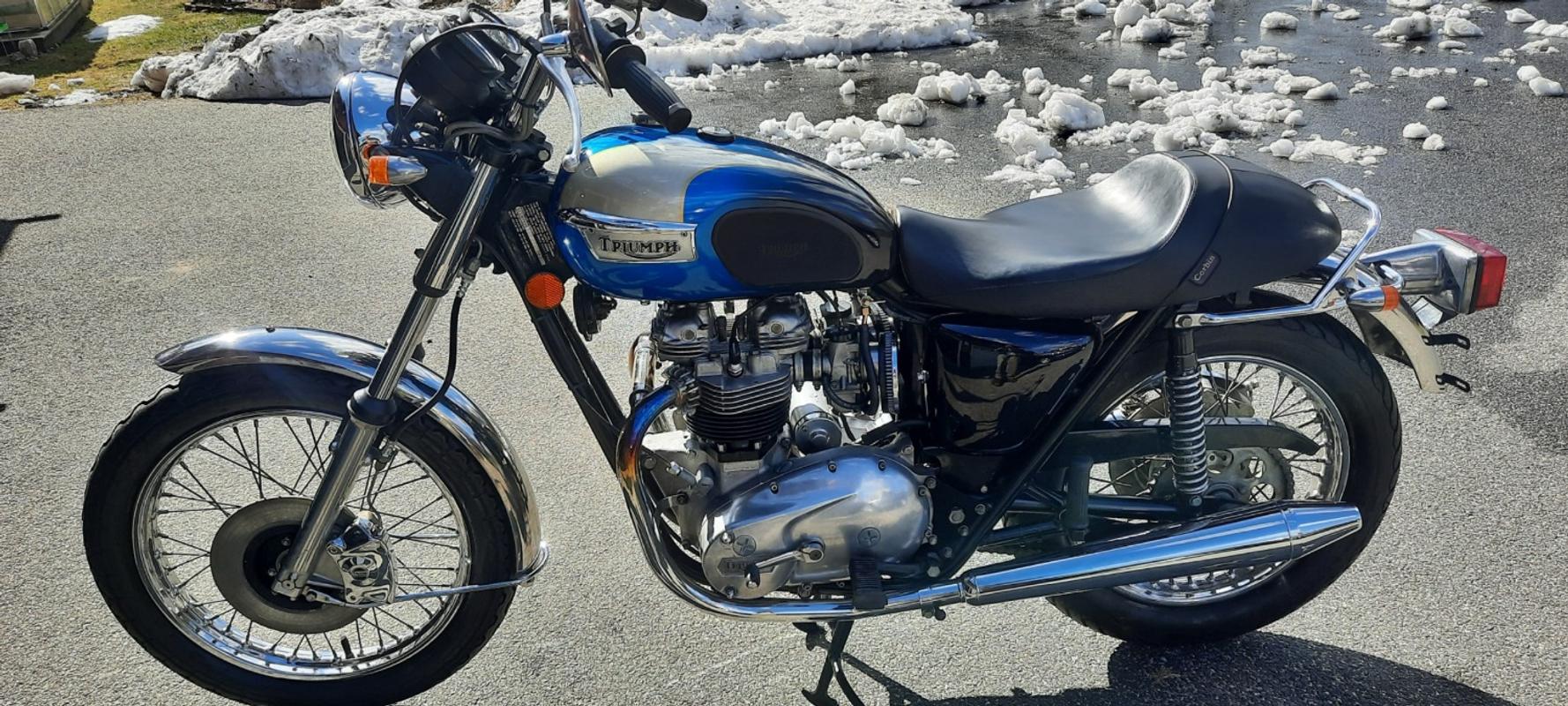 British Standard Classic 60's Side Cover Set for OIF Triumphs 1971 ...