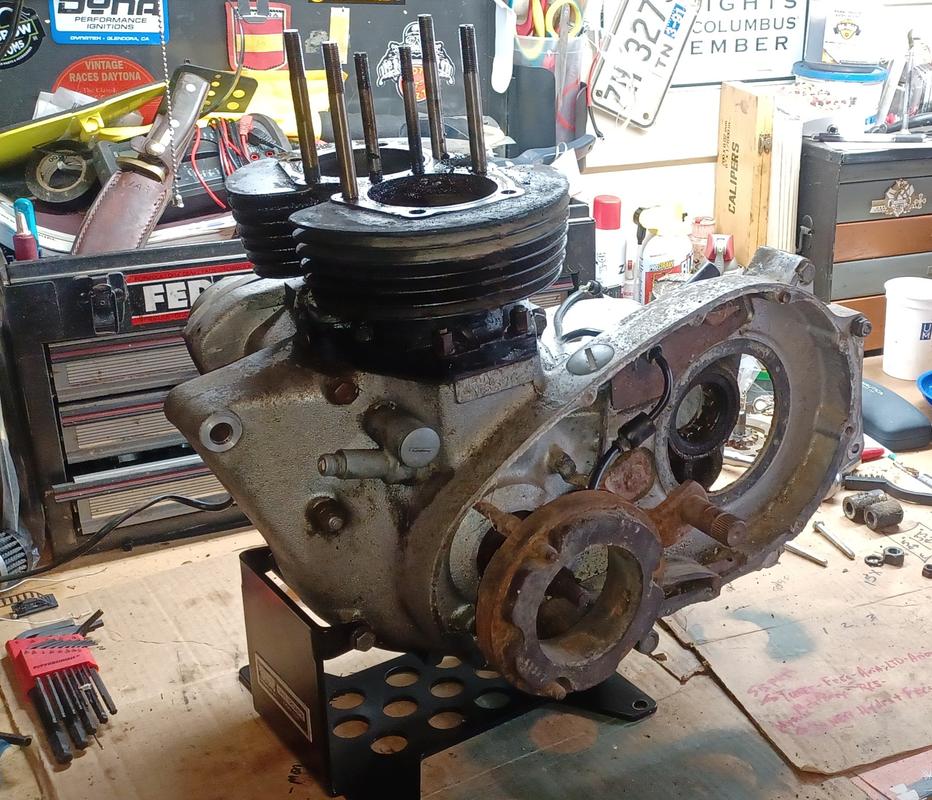 Lowbrow Customs Triumph Motor Engine Stand 650 / 750 Unit Twins 1963-up