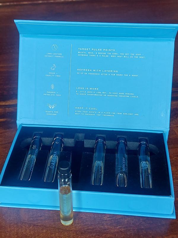 SIGNATURE Collection Sample Set – Oakcha