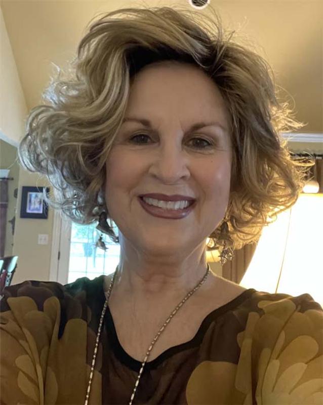 Bianca Wig by Envy | Short & Curly – Wigs.com