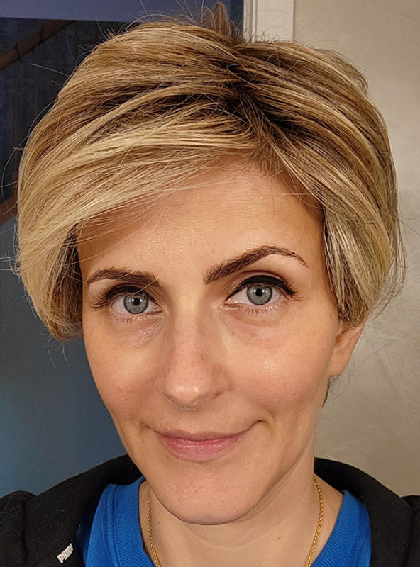 Advanced French by Raquel Welch | Short Lace Front Wig – Wigs.com