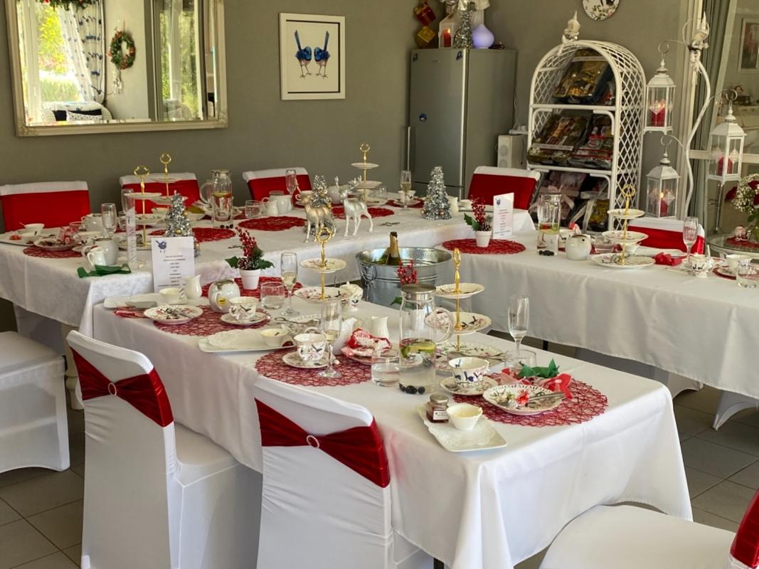 Shop Lycra Chair Bands (Metallic Red) | Luna Wedding & Event Supplies