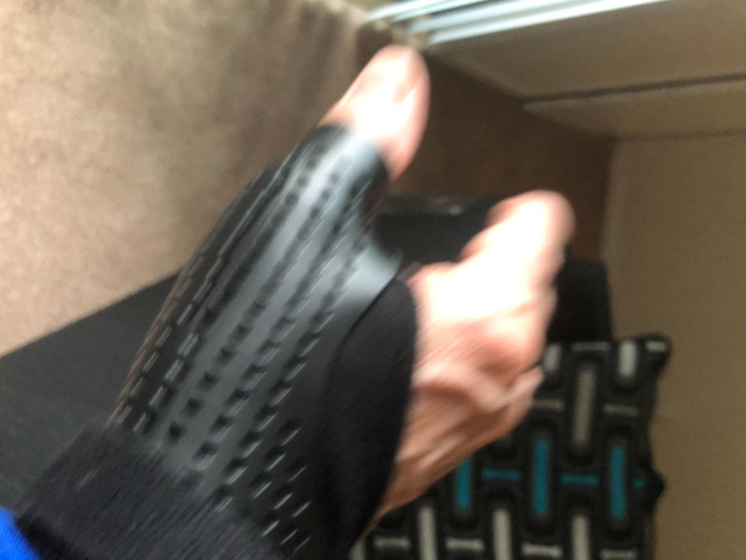 Hard Plastic Thumb Brace | Arthritis Splint & Basal Joint Immobilizer