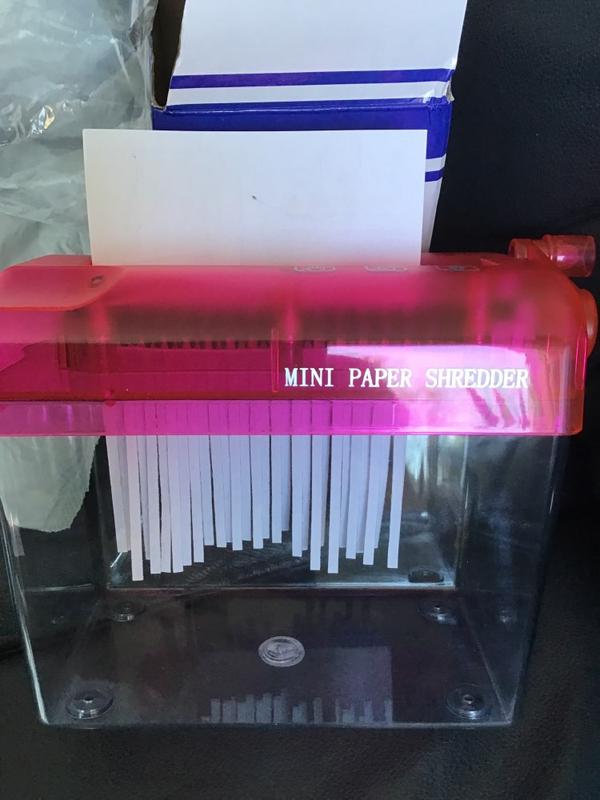 Portable Hand Paper Shredder - GEEKYGET