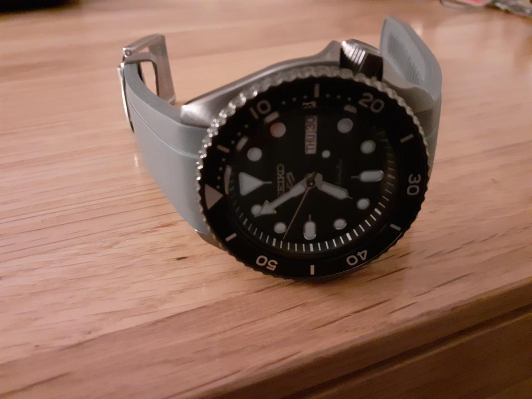 CRAFTER BLUE Curved End Rubber Strap for Seiko SKX Series – BLACK