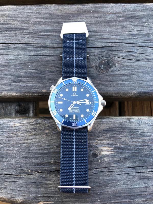 Erika's Originals TRIDENT MN™ Strap with GREY Centerline Stitch