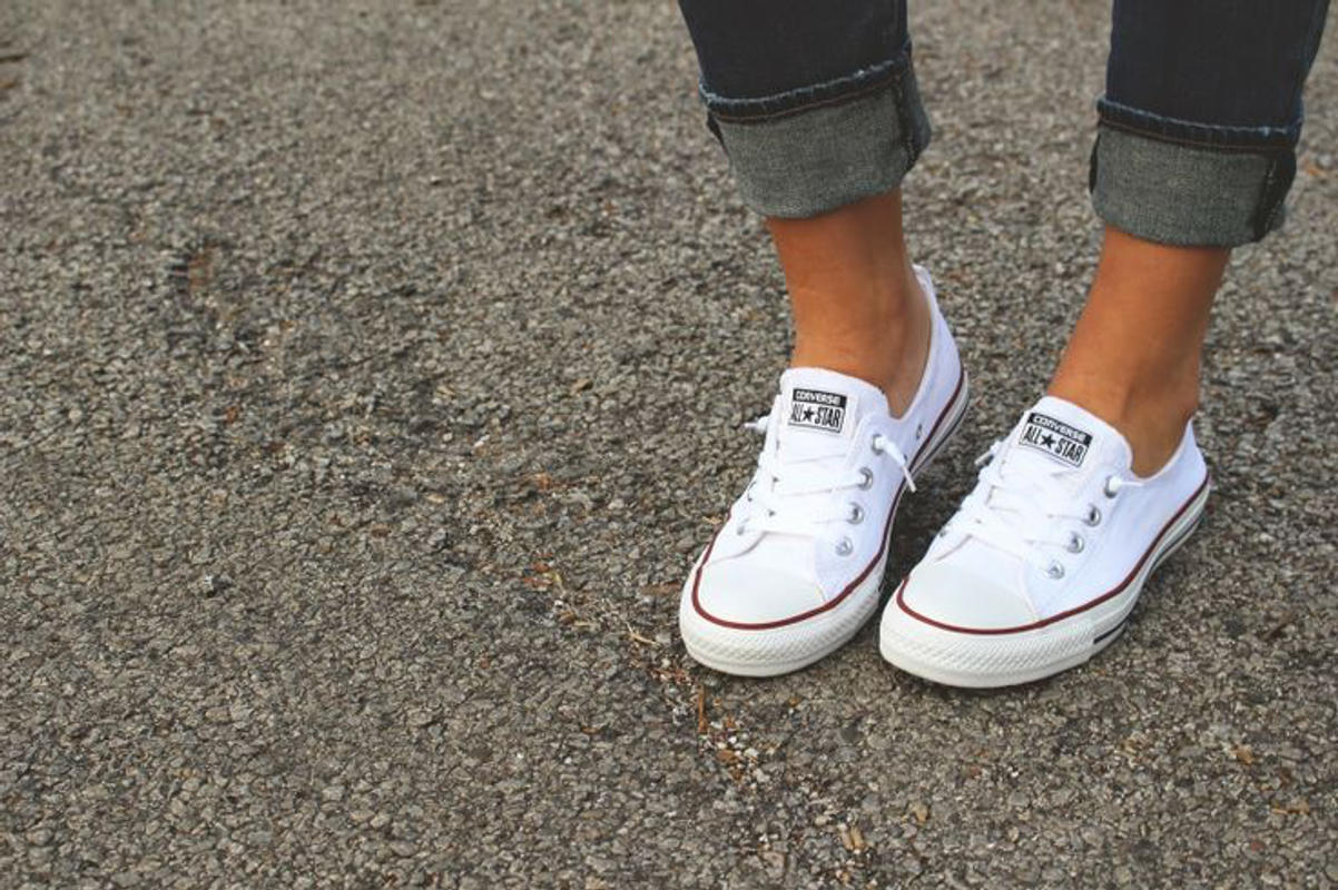 WOMENS CONVERSE CTAS CORE CANVAS SHOES