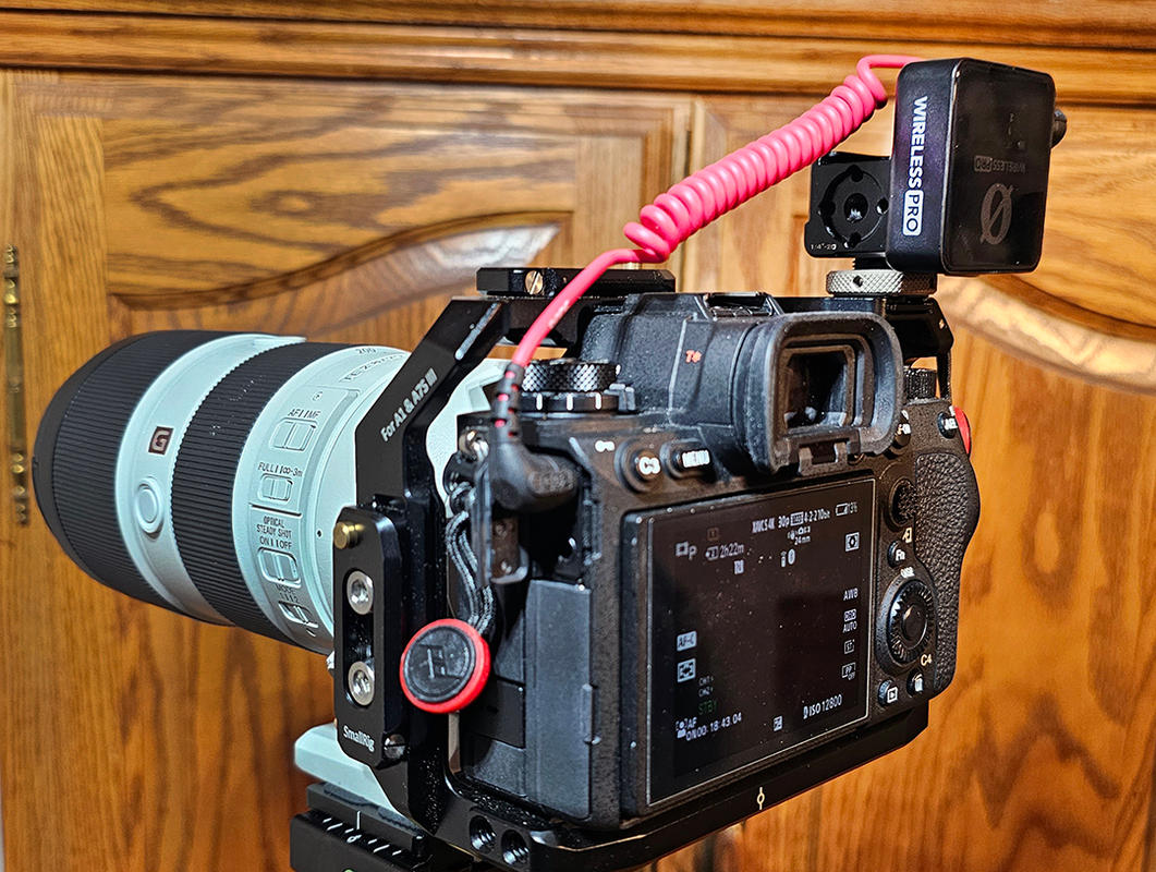 Tilta Multi-Functional Cold Shoe Mounting Bracket - Black | Tilta