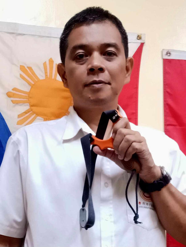 The Scout XT Slingshot | SimpleShot Slingshots