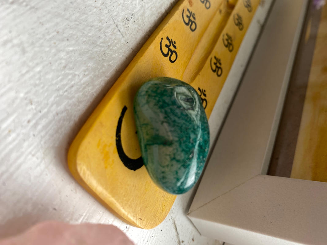 Agate Polished Tumblestone - Green Banded Healing Crystals – The ...