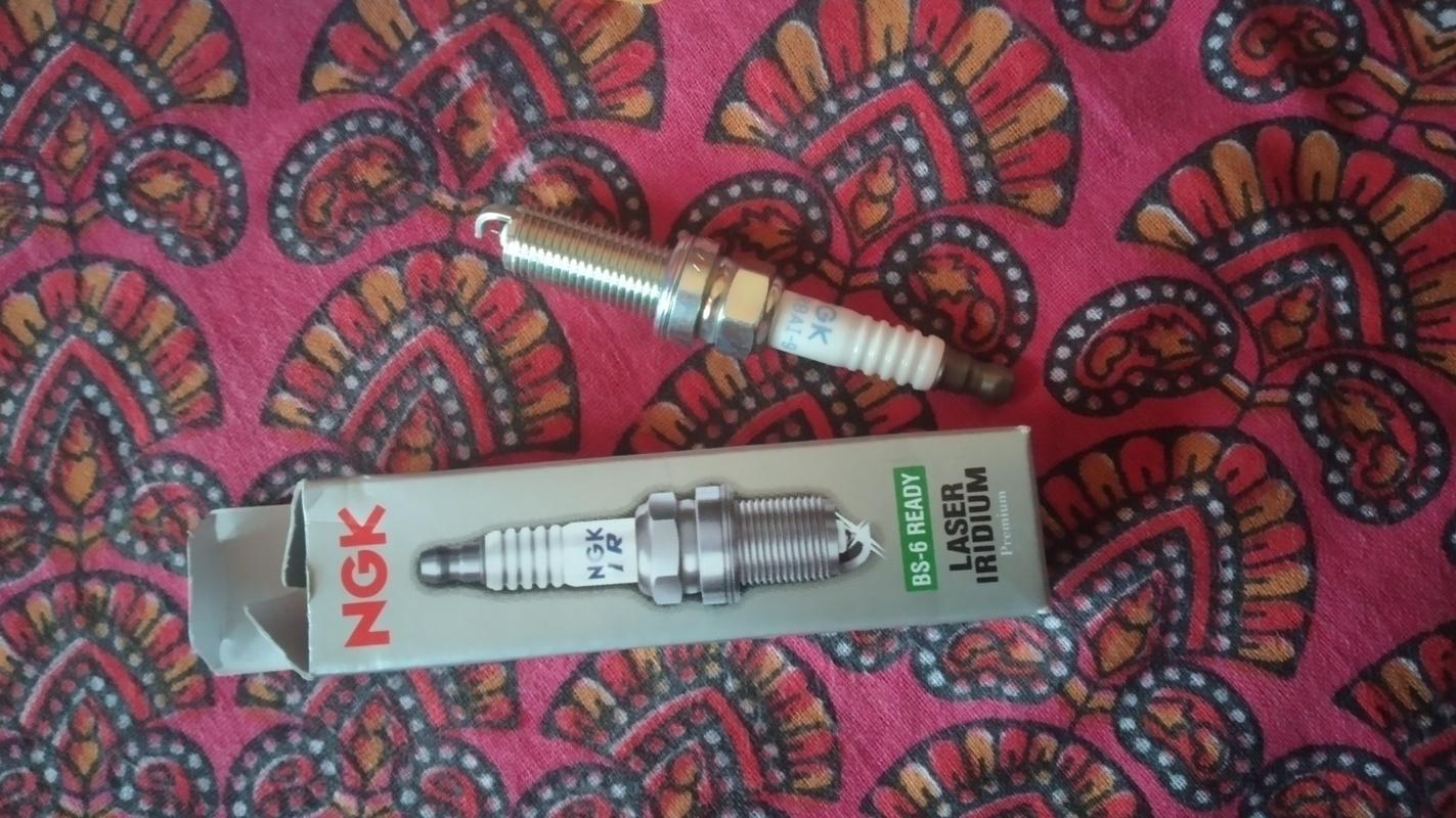 LRL Motors NGK LKAR8AI-9 Iridium Spark Plug for Bikes Review
