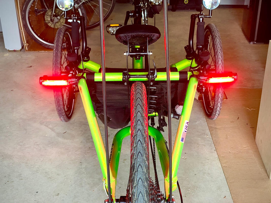 Vertical Rear Light Mount – T-Cycle