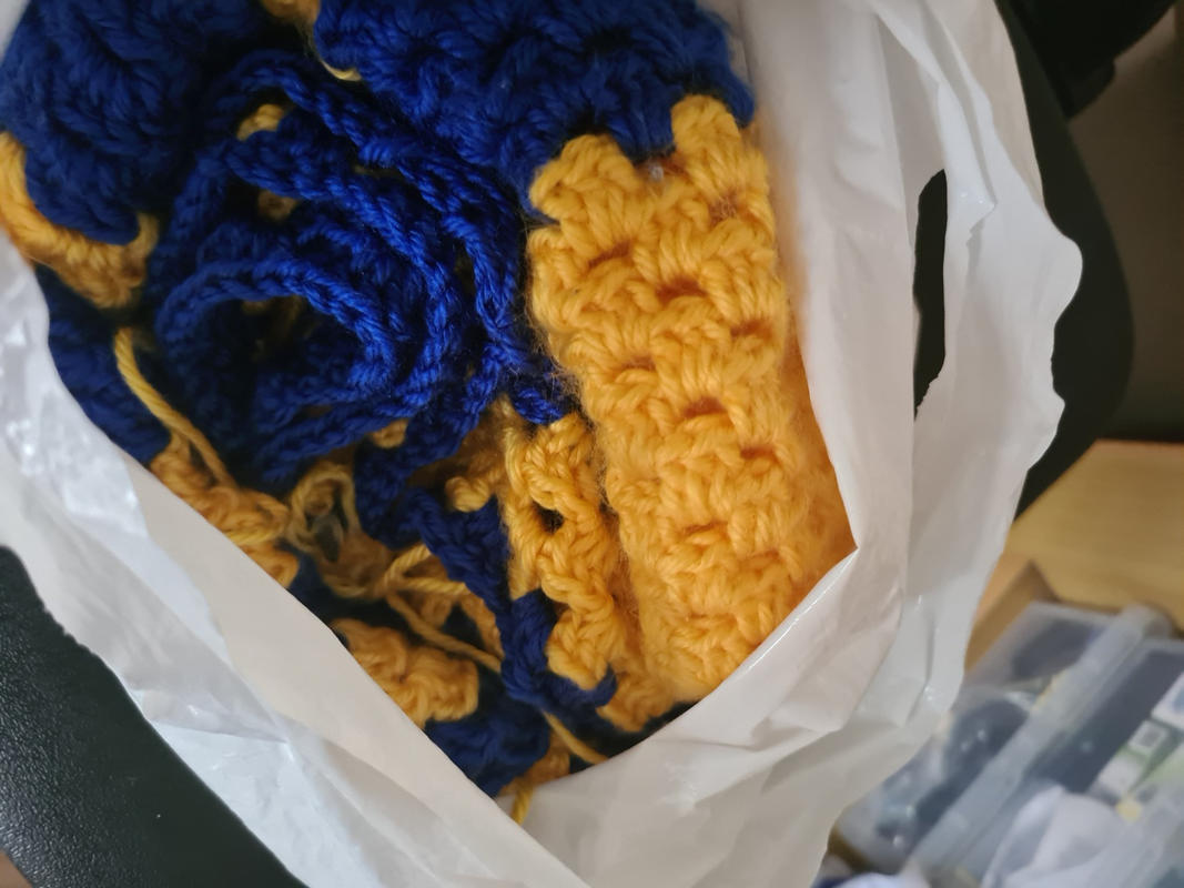 Creative Corner Super Soft yarn 8 ply 100g – OZ YARN