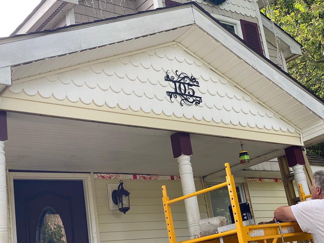 Swirly House Number– Lakeshore Metal Decor