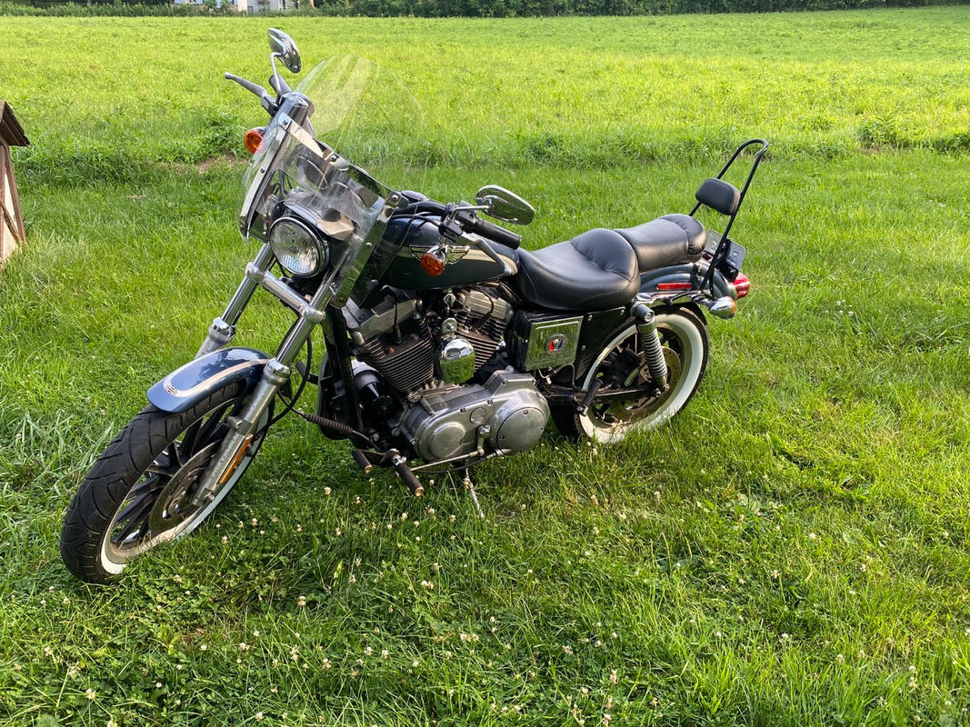 Shinko Motorcycle Tires SR777 Whitewall Front Motorcycle Tire - 100/90-19 – Lowbrow Customs