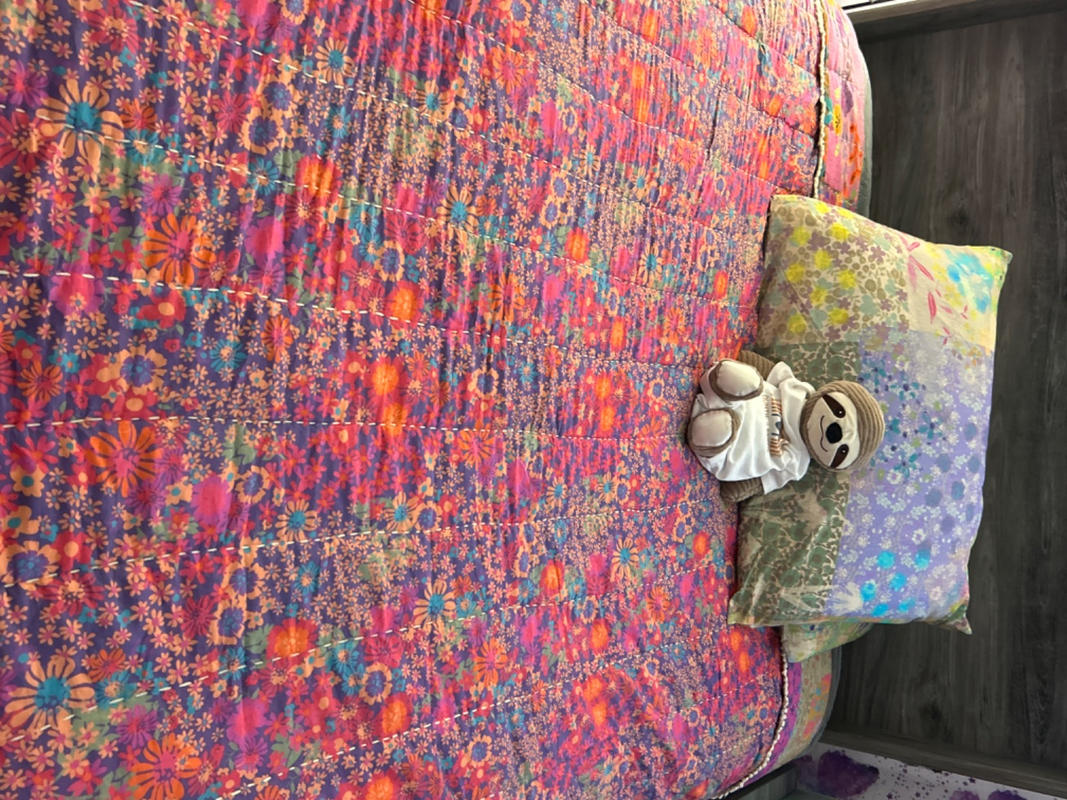 Bungalow Reversible Quilt - Good Vibes – Natural Life