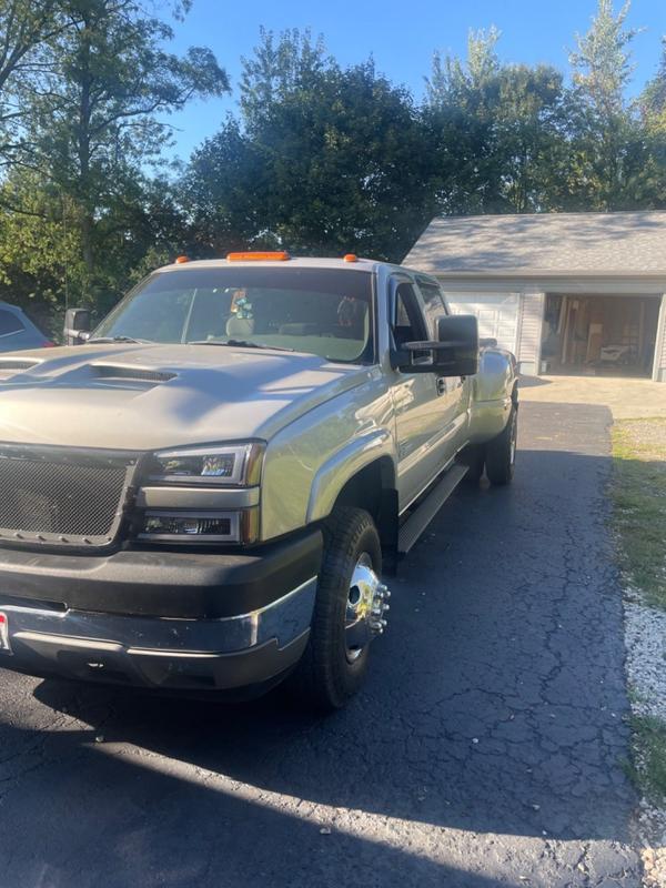 Lumastep M1 - 1999-2007 Silverado/Sierra Light Up Running Boards