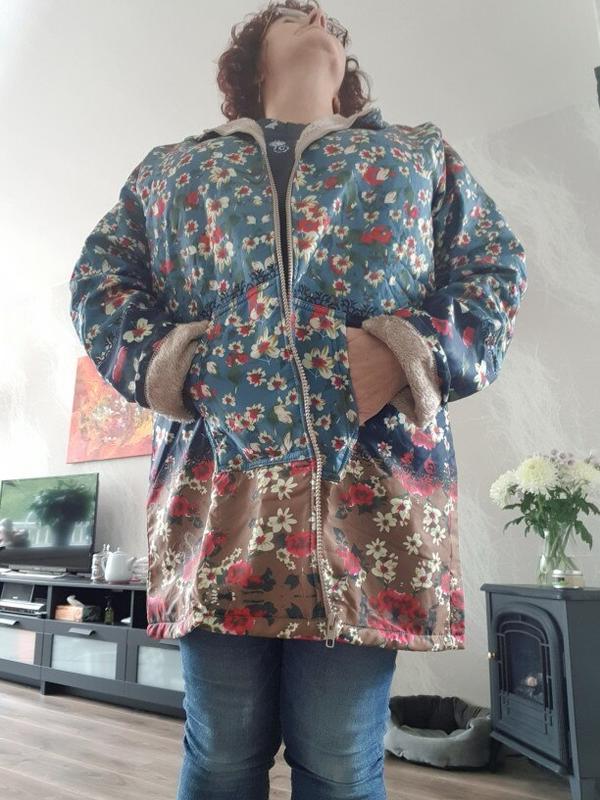 Vintage Floral Print Hooded Jacket - Cosmique Studio Vintage Floral Print Hooded Jacket - Cosmique Studio
