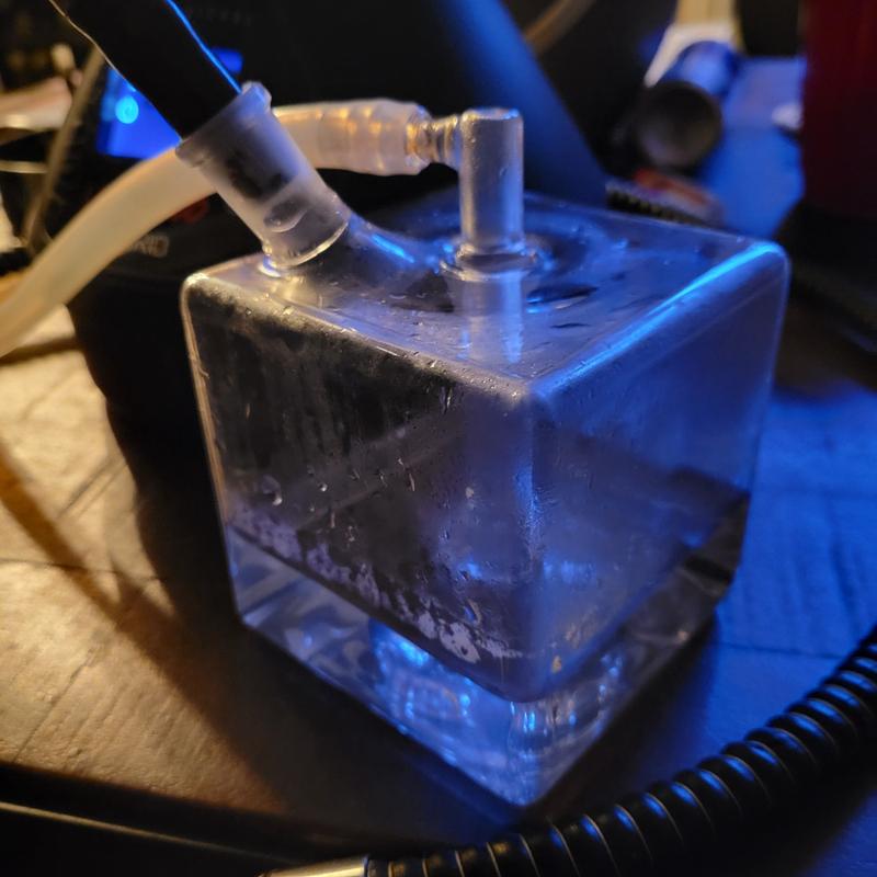 POTV Cloud Cube Glass Bubbler | POTV - Planet of the Vapes