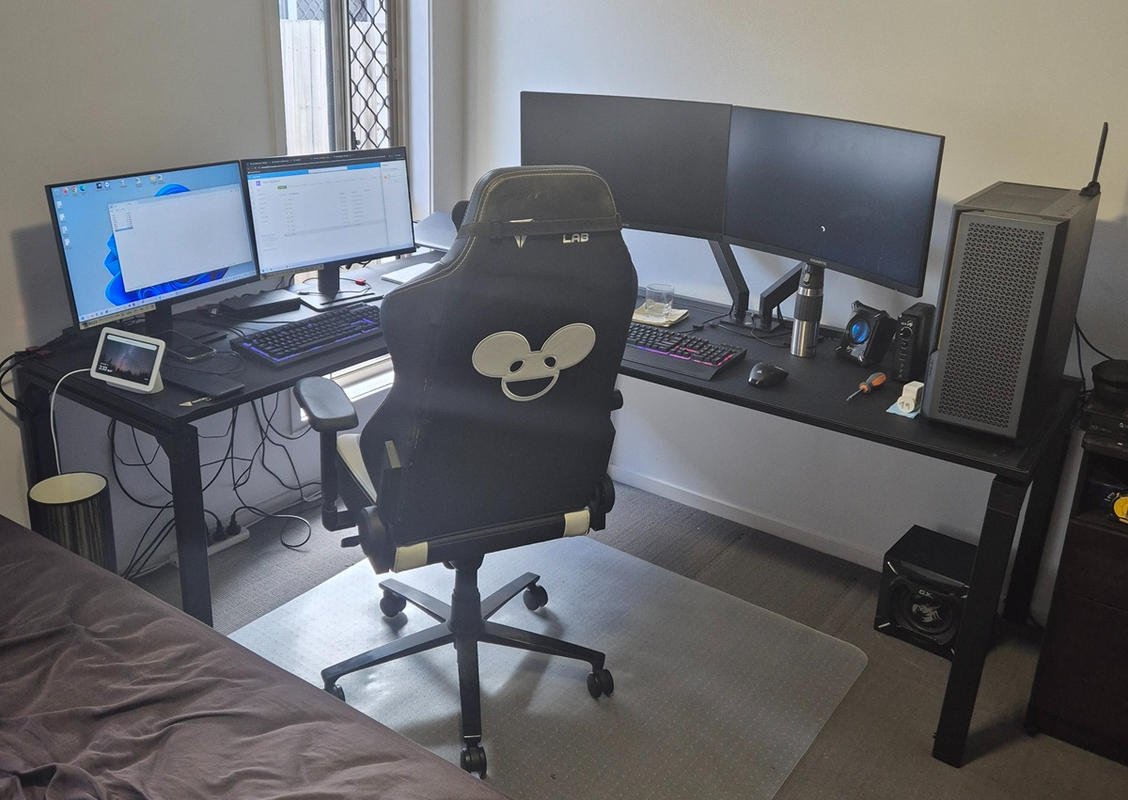 Secretlab MAGNUS Metal Desk | Secretlab AU