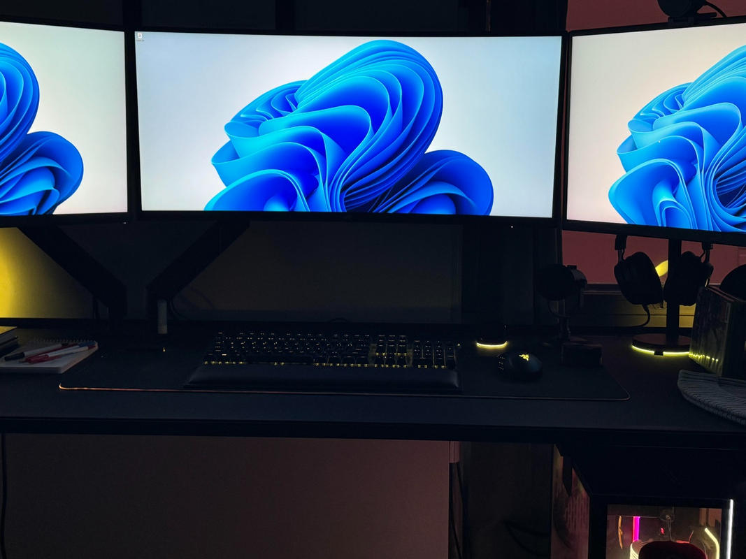 Secretlab MAGNUS Pro | Secretlab UK