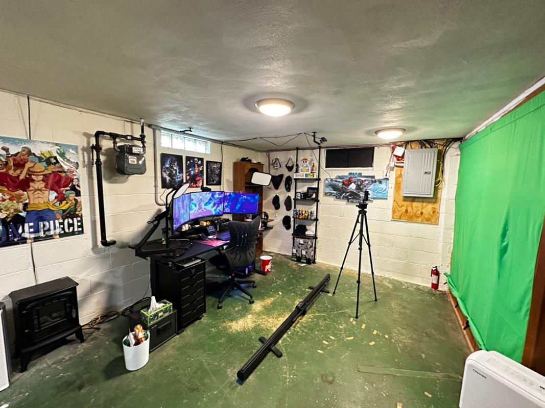 Secretlab MAGNUS Metal Desk | Secretlab UK