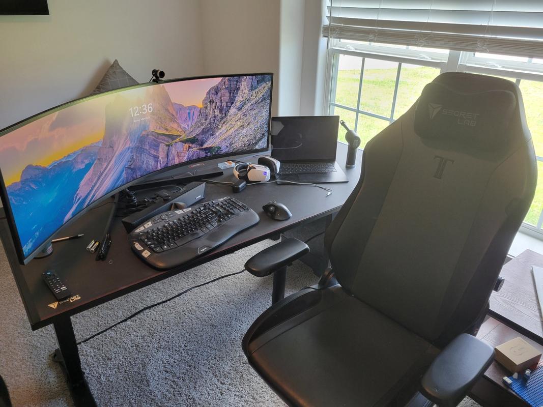 Secretlab MAGNUS Pro | Secretlab UK