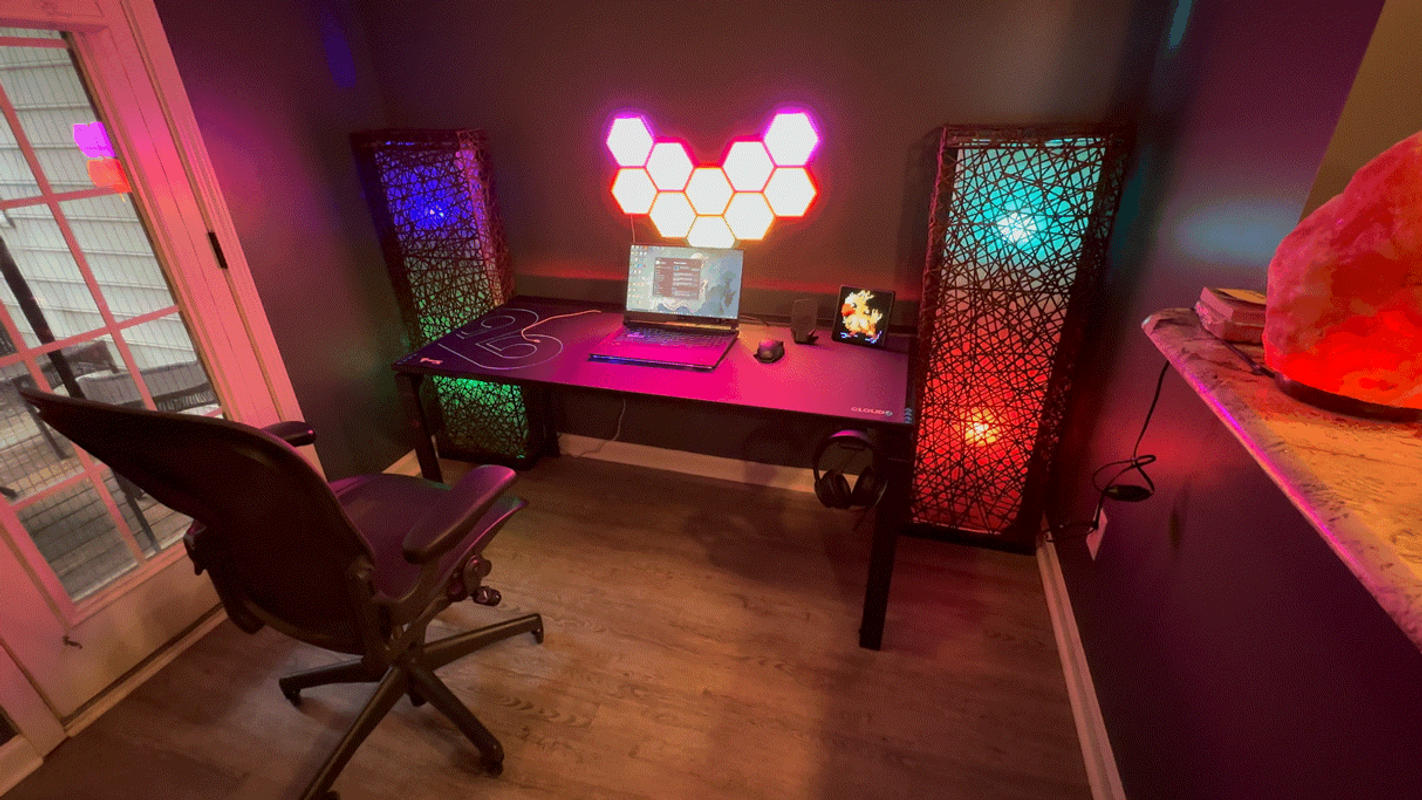 Secretlab MAGNUS Metal Desk | Secretlab SG