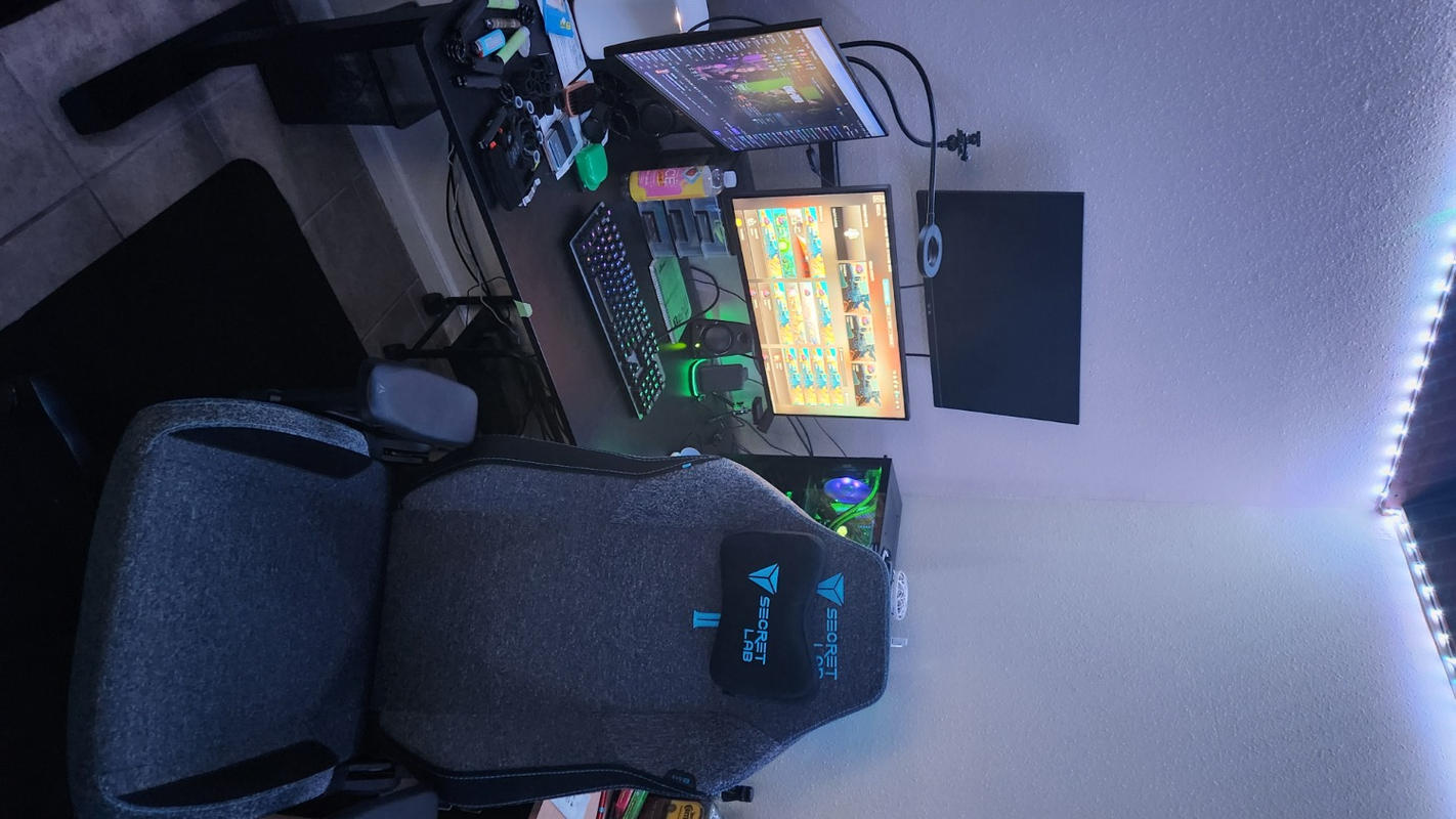 Secretlab TITAN XL 2020 Gaming Chair | Secretlab UK