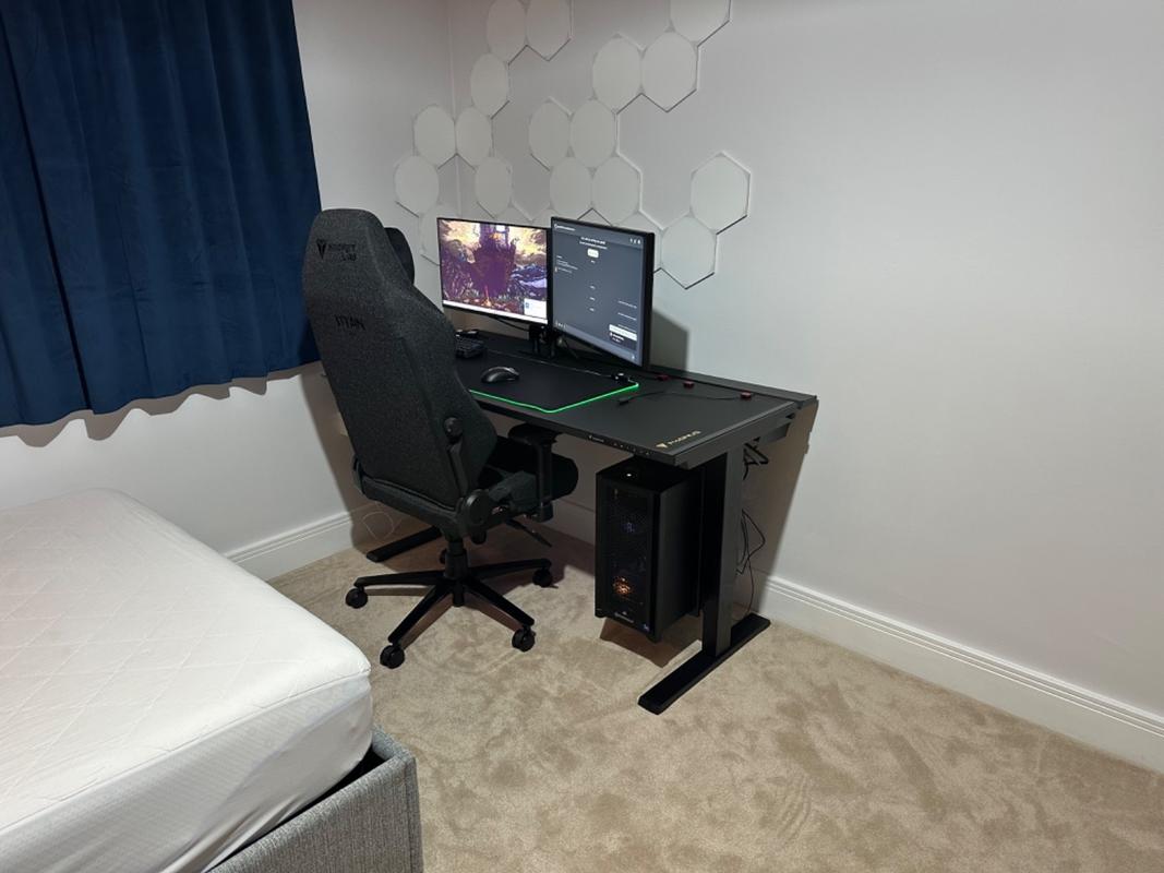 Secretlab MAGNUS Pro | Secretlab UK