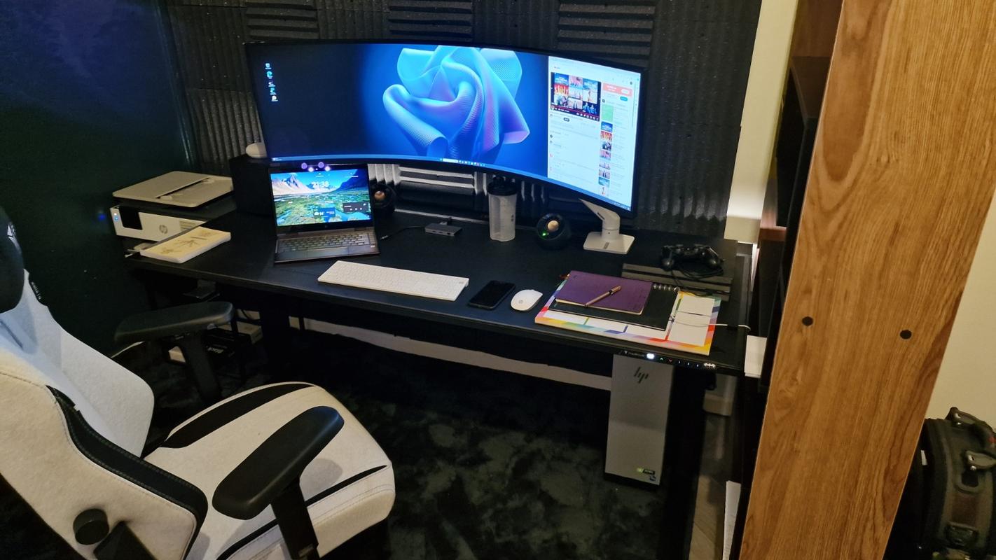 Secretlab MAGNUS Pro | Secretlab UK