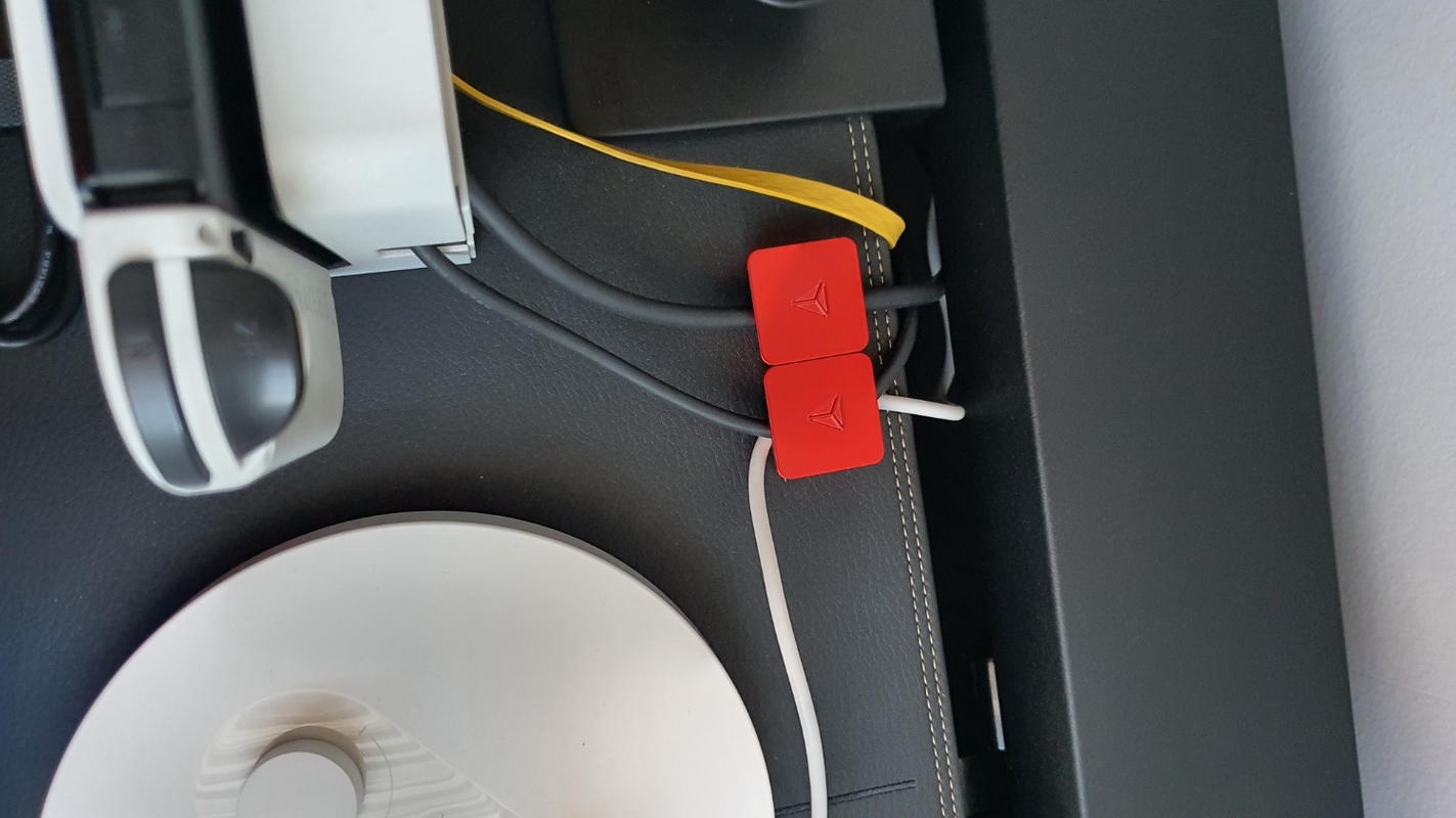 Secretlab Magnetic Cable Anchors (Set of 3) | Secretlab UK