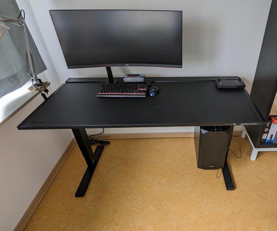 Secretlab MAGNUS Pro | Secretlab UK