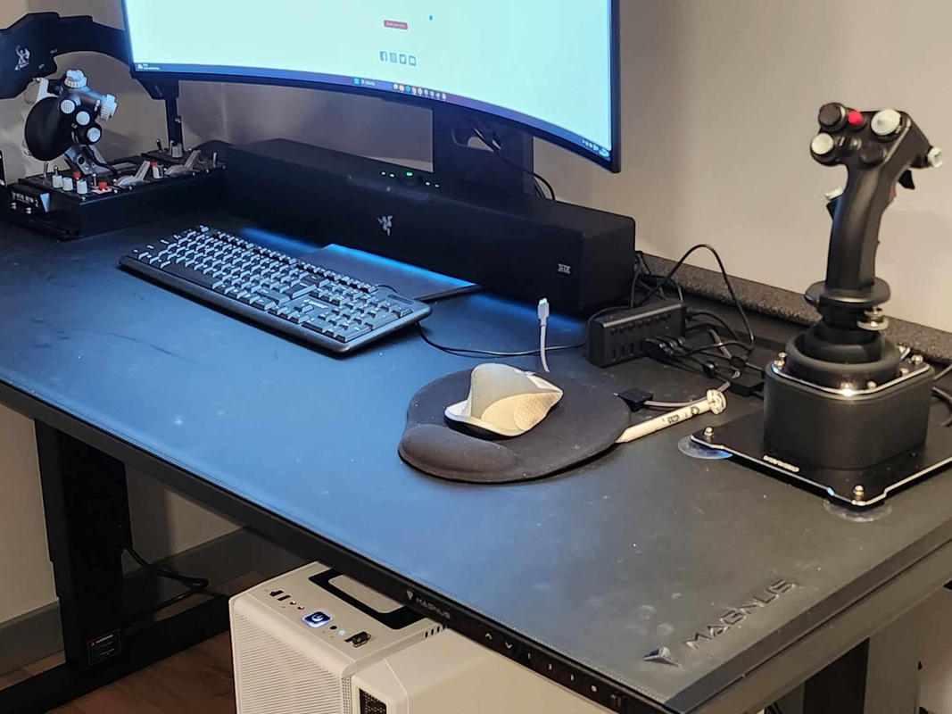 Secretlab MAGNUS Pro | Secretlab UK