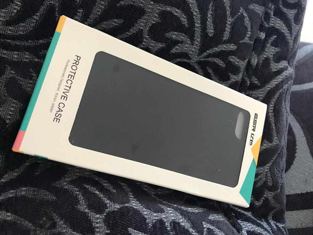 iPhone SE 2020 Yippee Color Silicon Case by ESR - Pine Green