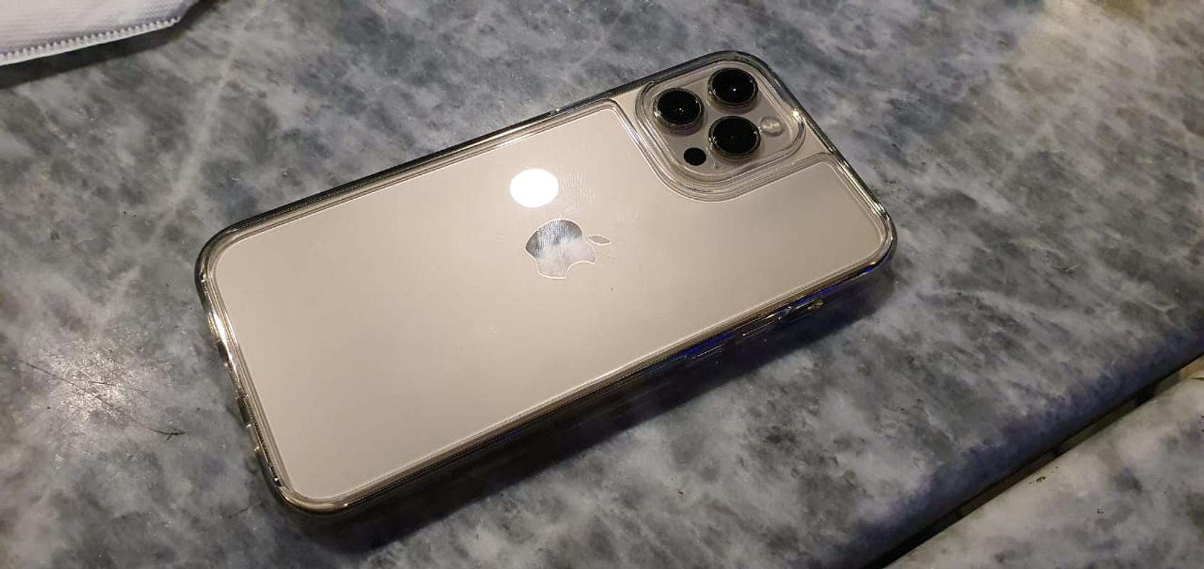 Apple iPhone 12 Pro Quartz Hybrid Tempered Glass Case Clear