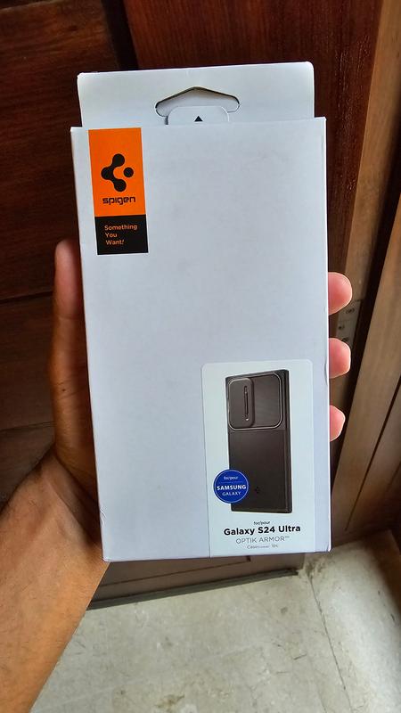 Galaxy S24 Ultra Optik Armor Case By Spigen - ACS07313 - Black