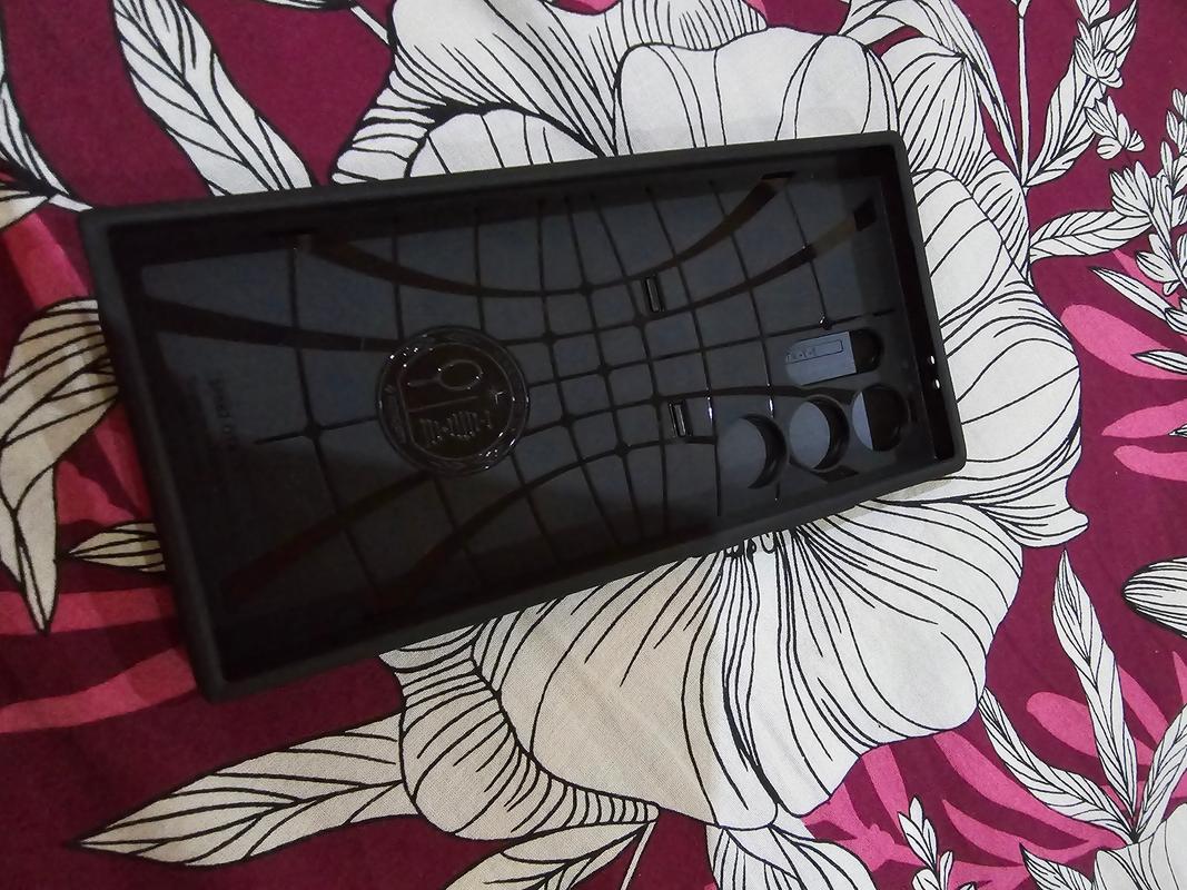 Galaxy S24 Ultra Optik Armor Case By Spigen - ACS07313 - Black