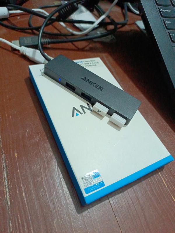 Anker Ultra Slim 4-Port USB 3.0 Data Hub - Black
