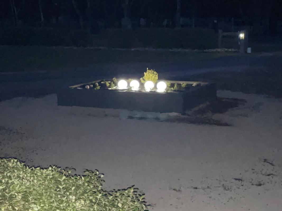 Outdoor Solar Sphere Garden Lights | ORACLE | Hoselink