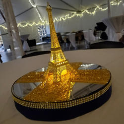 how to draw eiffel tower on cake