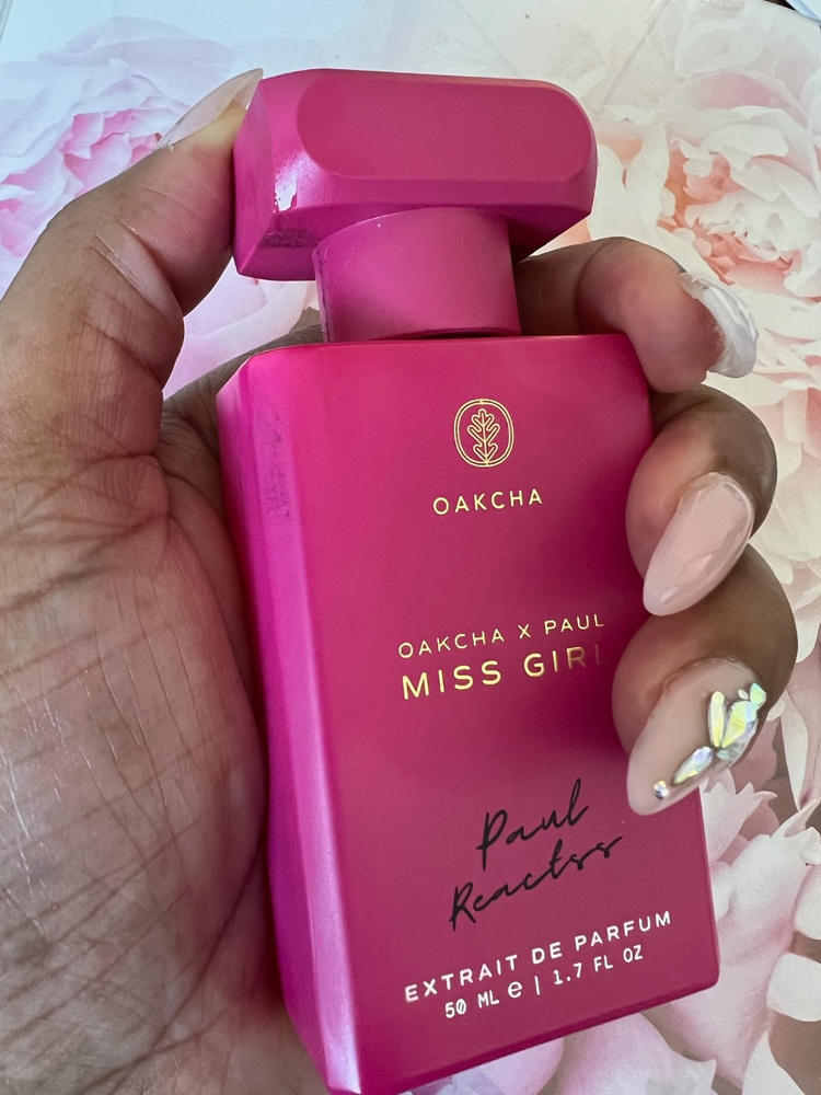 MISS GIRL – Oakcha