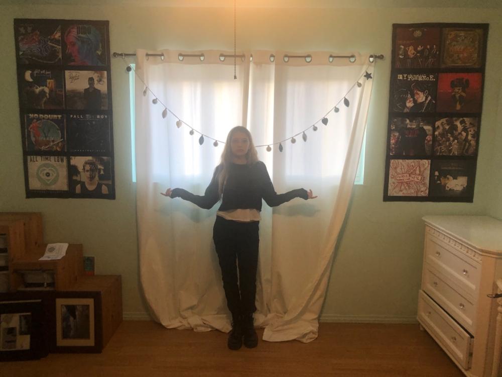 RECORD ROOTS - ACCESSIBLE RECORD FRAMES