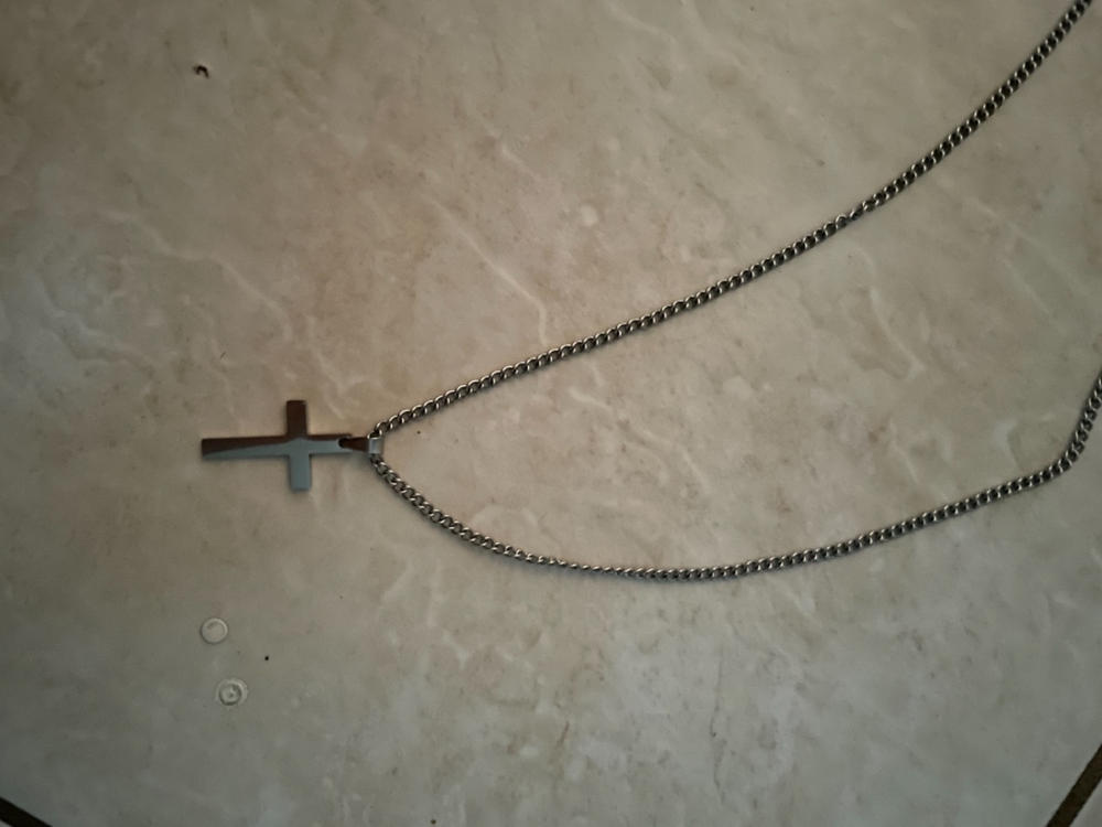 Cross Pendant With Chain Necklace - Stainless Steel – Elite Athletic Gear
