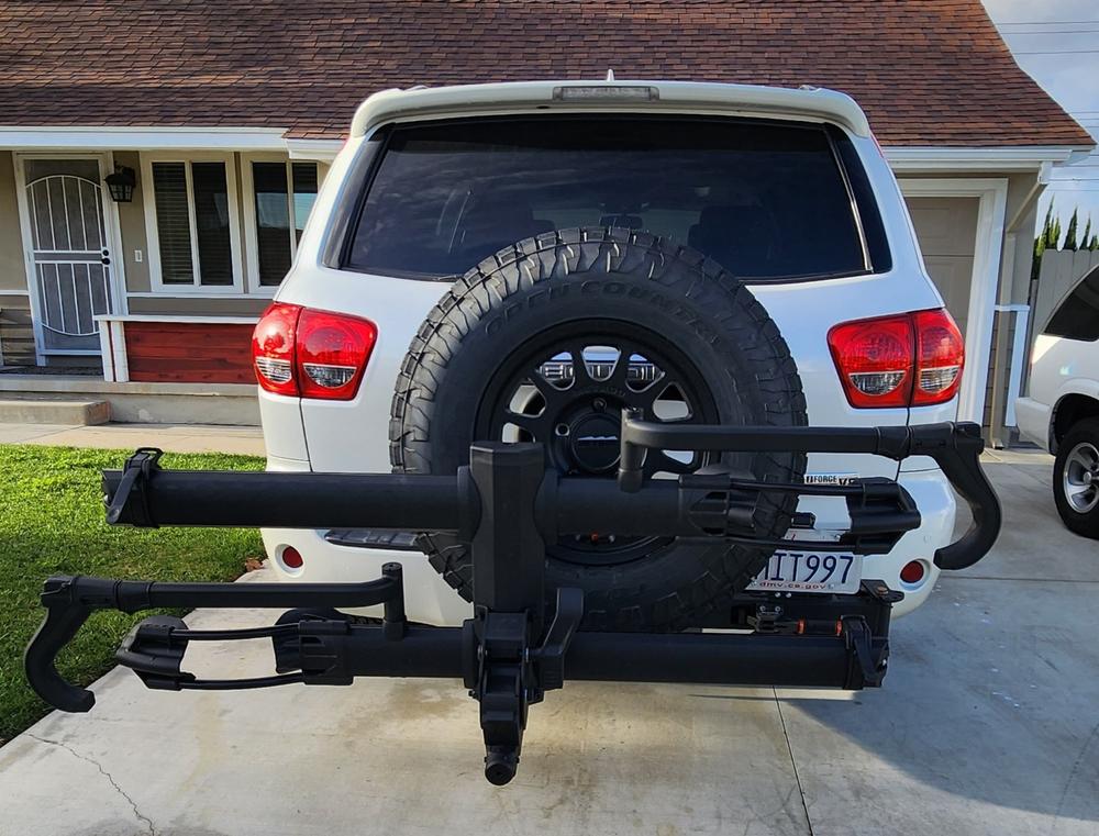 UltraSwing Hitch Carrier Multi-Fit - RIGd Supply