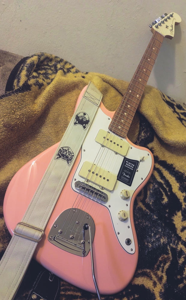 Fender Player Jazzmaster Shell Pink w/Olympic White Headcap, Pure Vint ...