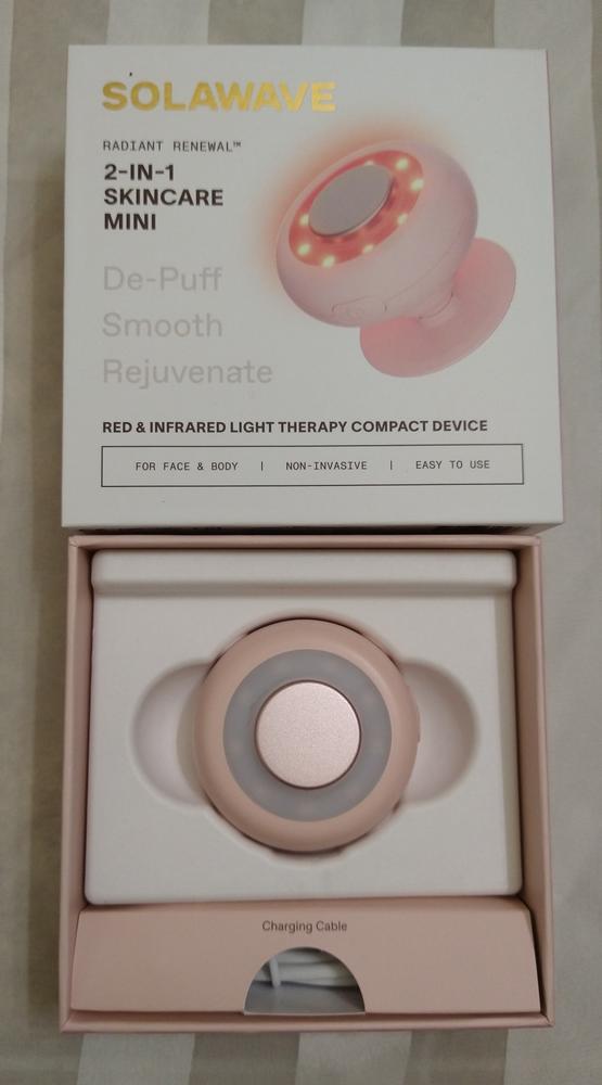 2-in-1 Mini - Compact Red Light Therapy Wand | Solawave