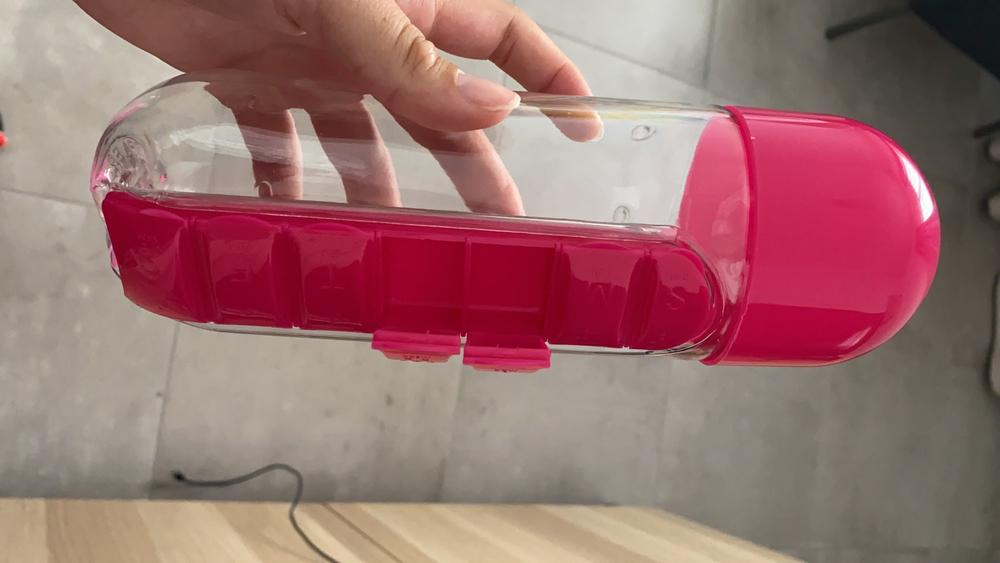 20oz Pill Organizer Water Bottle – Gadget Gerbil