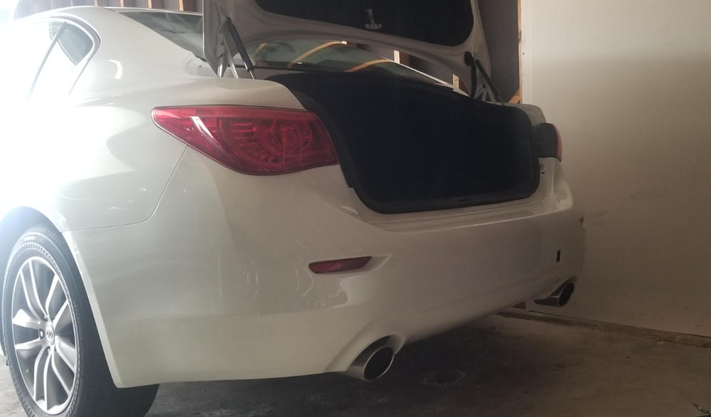 2017 Infiniti Q50 Rear Bumper Painted - ReveMoto